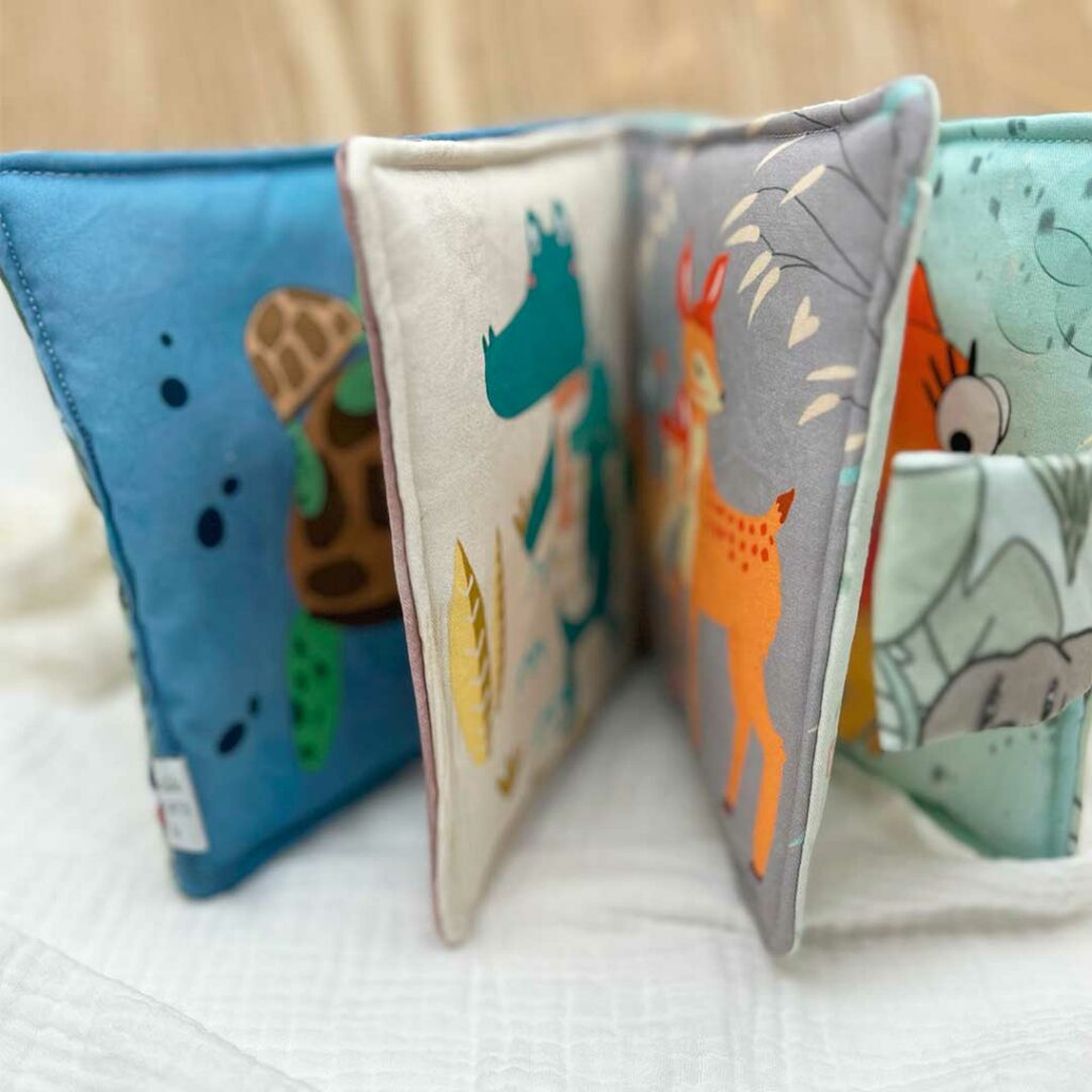 Livre d'éveil des animaux comptines - Safari - LA NATURE DES PETITS